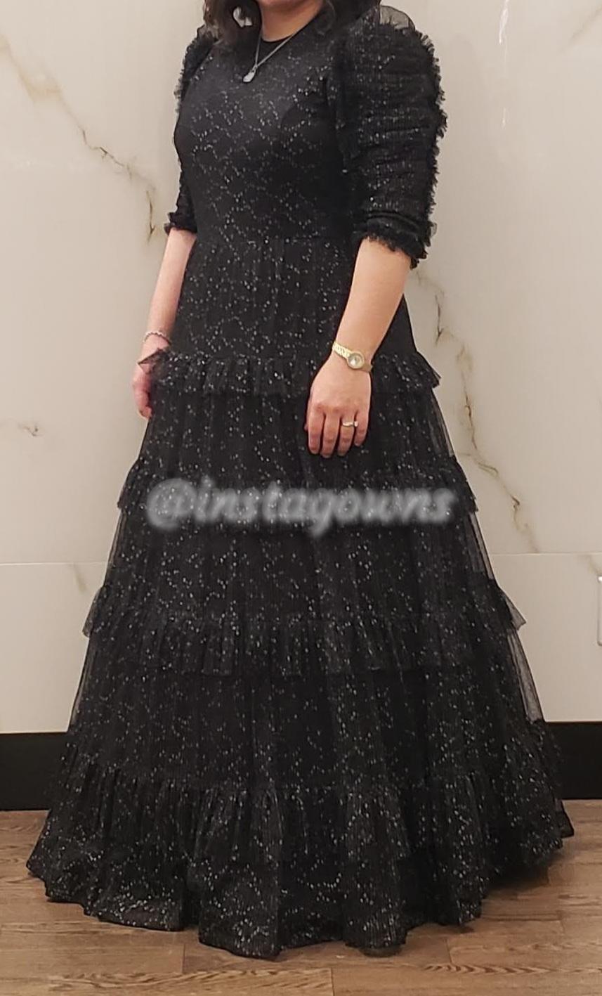 Beautiful slenderizing Black and Silver sister of the bride Gown for ...