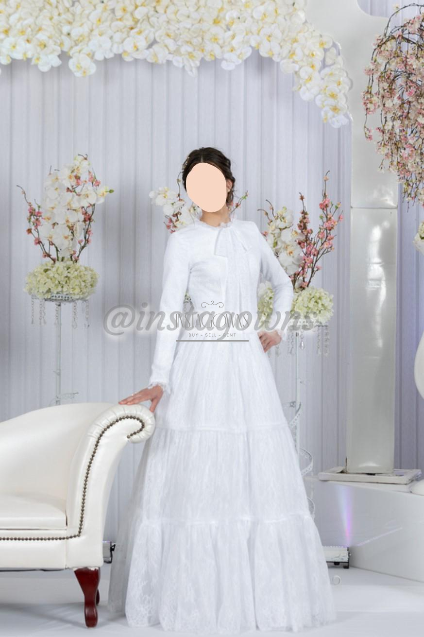 Magnificent, Custom Made, White Lace Gown for Sale – Instagowns