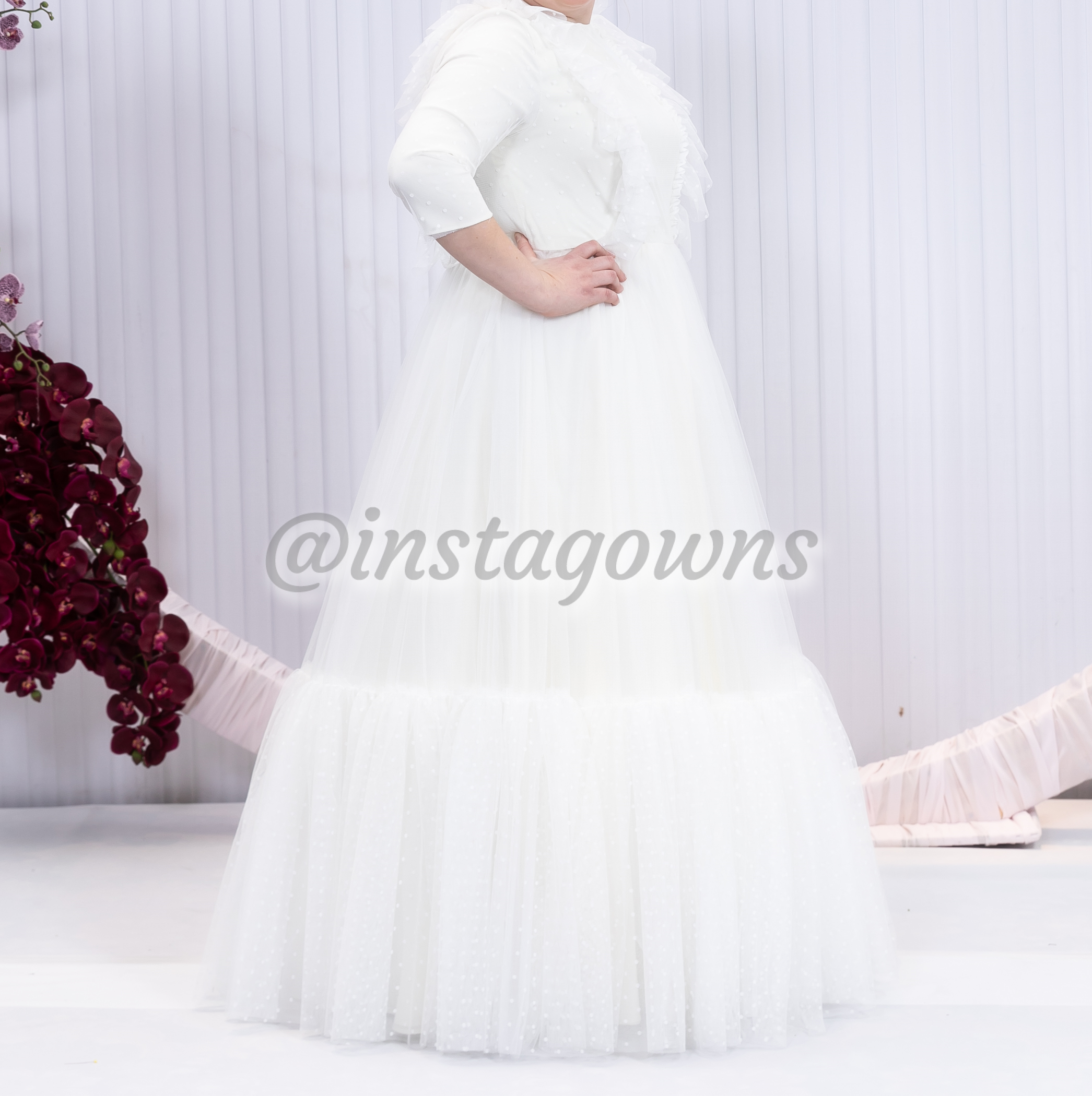 Ivory Marian Lace Gown for sale – Instagowns
