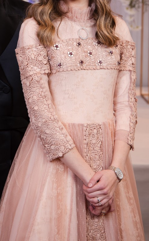 Red Valentino Sister of the bride blush gown for sale – Instagowns